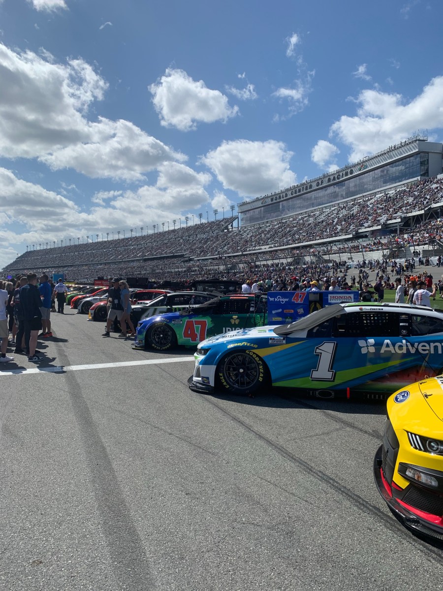 Sunday’s Fan Guide For the Daytona 500 – Race Review Online